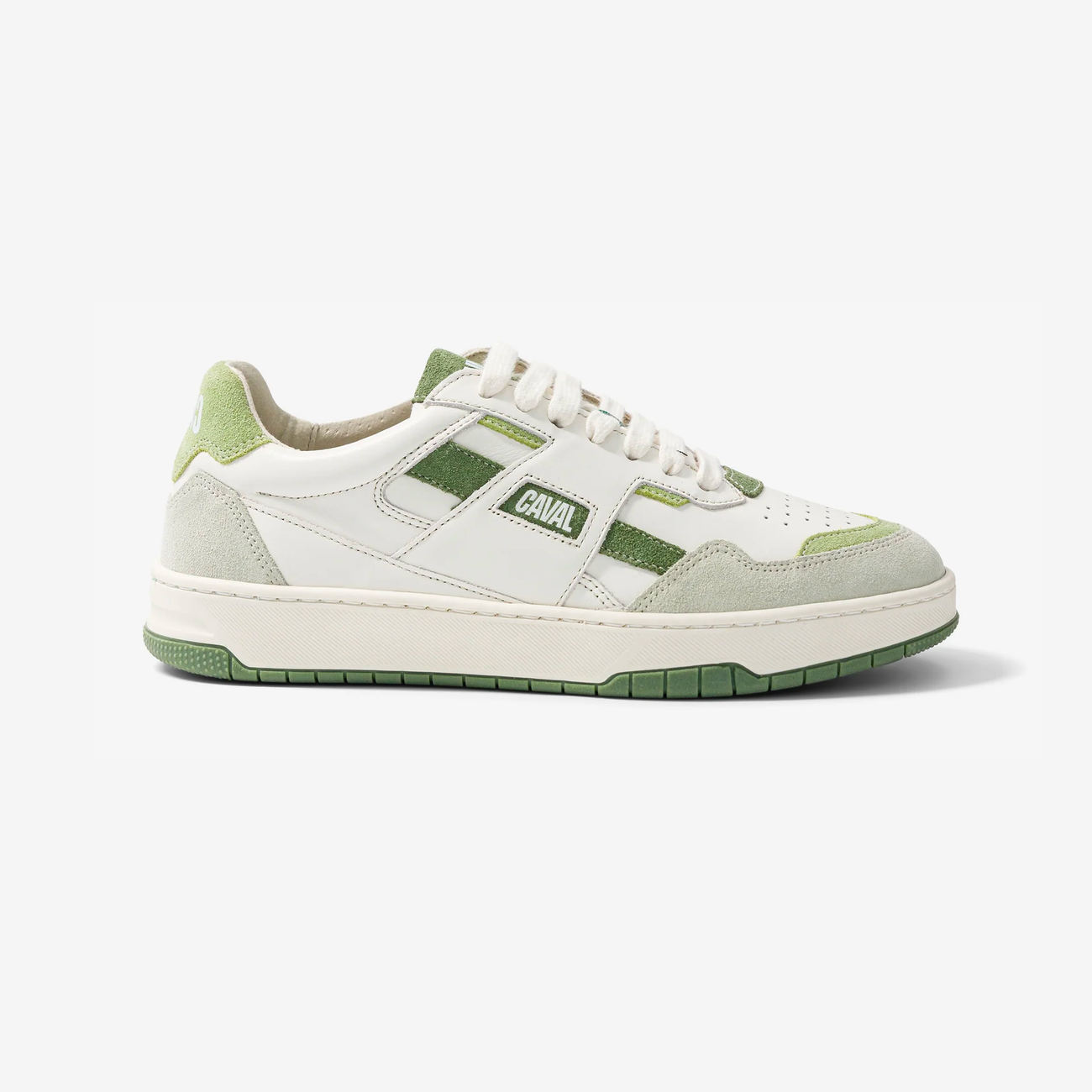 Les Matcha Dream, sneakers asymétriques, éco-responsables et made in ...