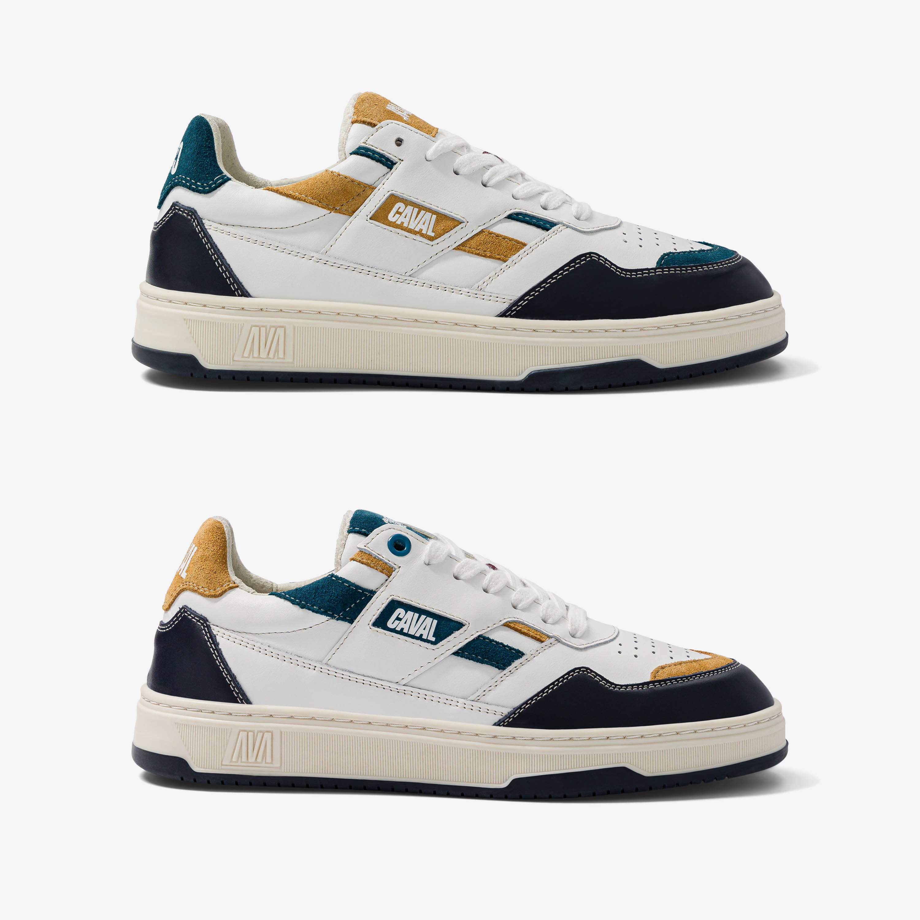 Les Sandy Blue, sneakers asymétriques, éco-responsables et made in ...